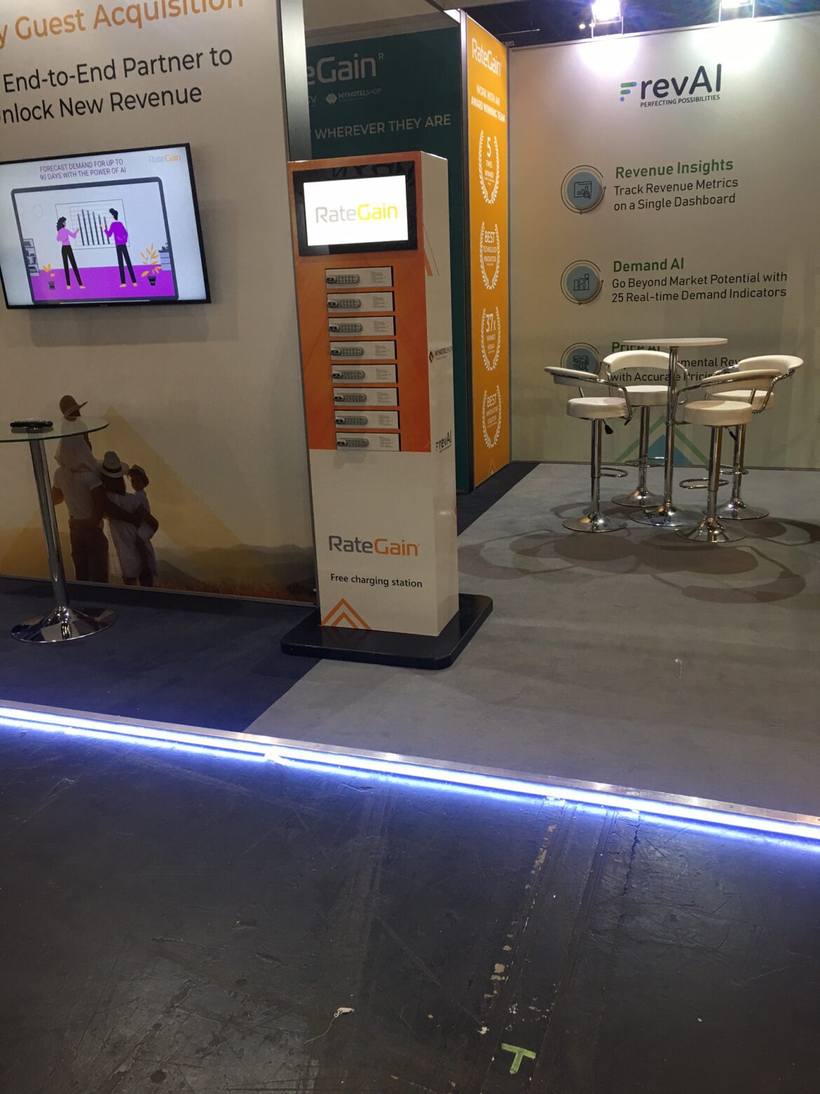 How to organize a conference in 10 steps and rent/hire a branded mobile ...